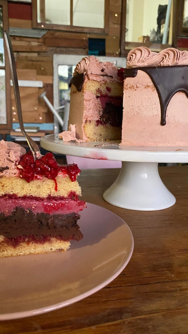 Christchurch Cake Makers | Cakes for all Occasions | Order Online